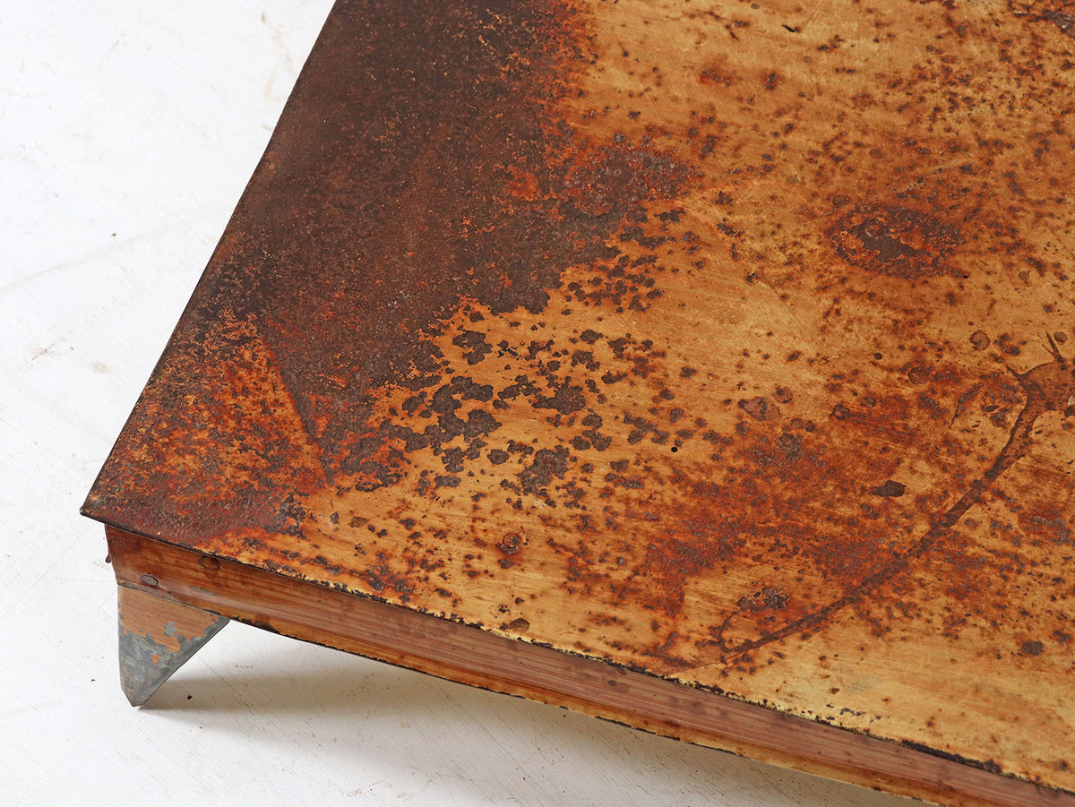 Old Rustic Metal Table | Scaramanga