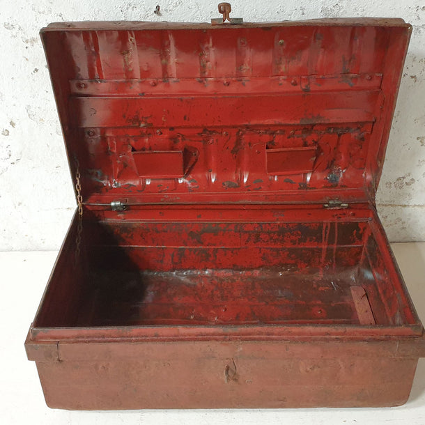 Brown Vintage Metal Trunk | vintage storage | Scaramanga