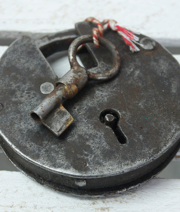 Antique, Old and Vintage Padlocks | Keys | Scaramanga