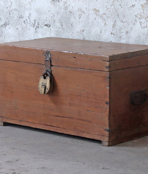 Old Wooden Chests, Wooden Trunks & Wooden Storage Boxes